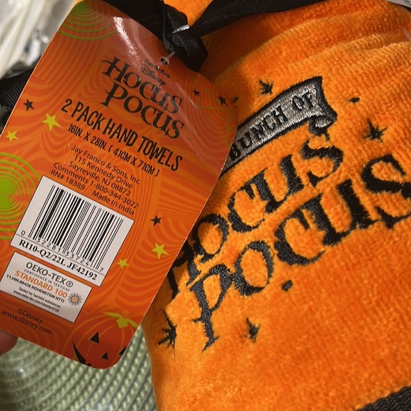 Disney | Bath | Disney Hocus Pocus Hand Towels | Poshmark